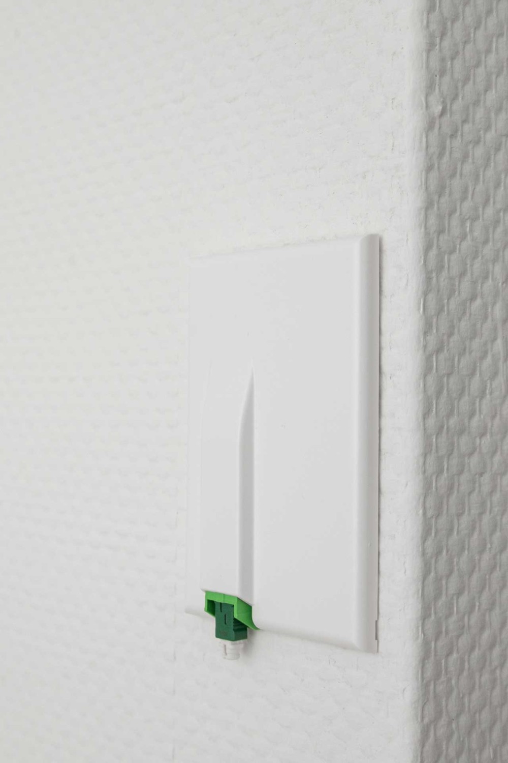 Smarte Glasfaserverkabelung für Innenräume: Corning Clear-Track